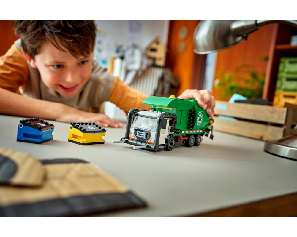 LEGO Set 60495-1 Recycling Truck (2026 City) | Rebrickable - Build with ...