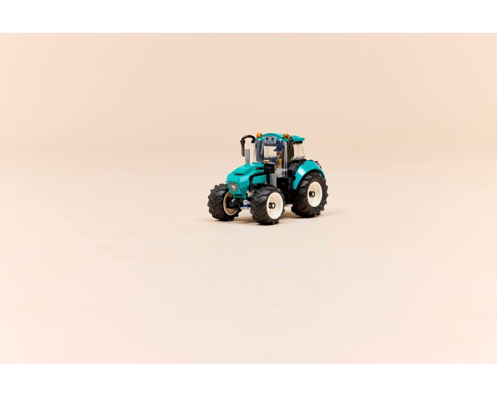 LEGO Set 60498-1 Tractor (2026 City) | Rebrickable - Build with LEGO