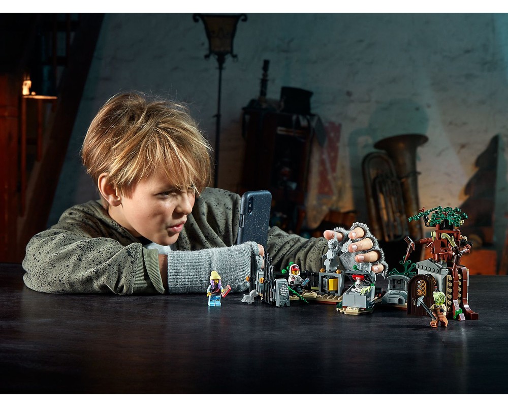 LEGO Set 70420-1 Graveyard Mystery (2019 Hidden Side) | Rebrickable ...