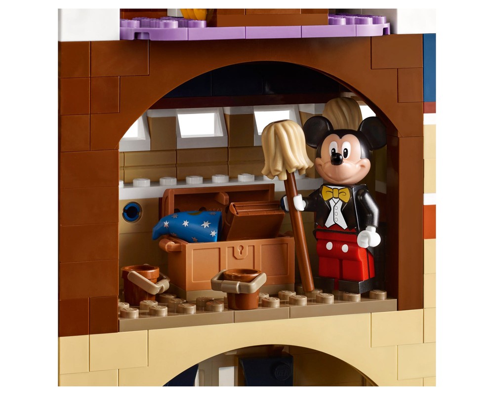 LEGO Set 71040-1 Disney Castle (2016 Disney) | Rebrickable - Build with ...