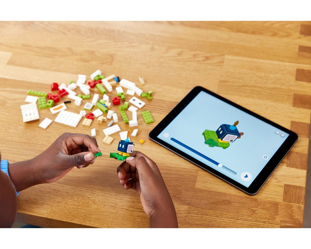 LEGO Set 71396-1 Bowser Jr.'s Clown Car Expansion Set (2022 Super Mario ...