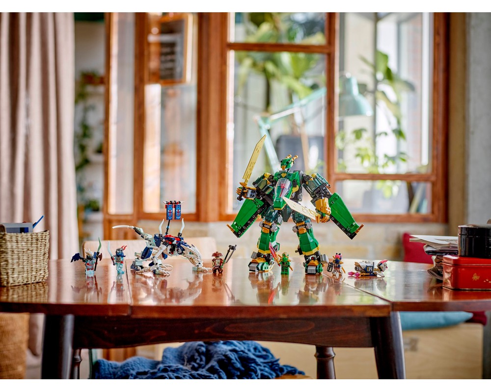 LEGO Set 71845-1 Lloyd’s Jet Mech (2025 Ninjago) | Rebrickable - Build ...