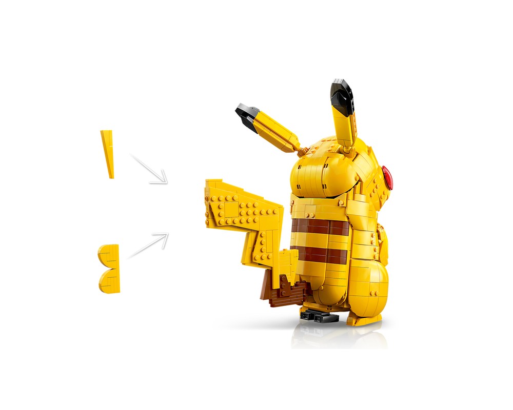 LEGO Set 72152-1 Pikachu and Poké Ball (2026 Pokémon) | Rebrickable ...