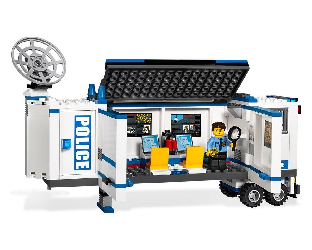 LEGO Set 7288-1-s2 Police Mobile Command Trailer (2011 City > Police ...