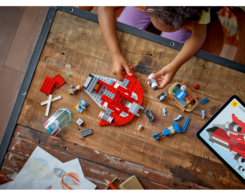 LEGO Set 75384-1 The Crimson Firehawk (2024 Star Wars) | Rebrickable ...