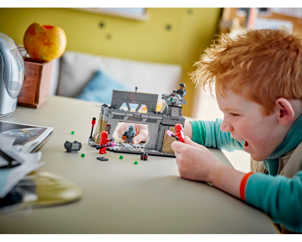 LEGO Set 75386-1 Paz Vizsla and Moff Gideon Battle (2024 Star Wars ...