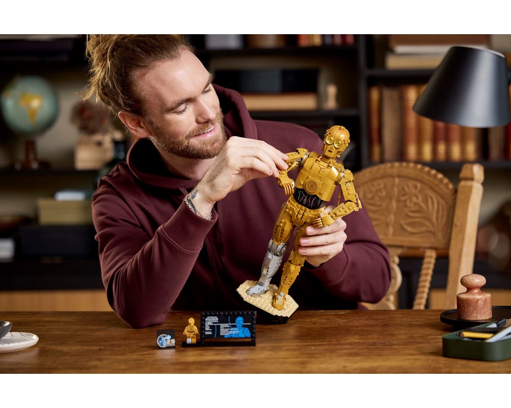 LEGO Set 75398-1 C-3PO (2024 Star Wars) | Rebrickable - Build with LEGO