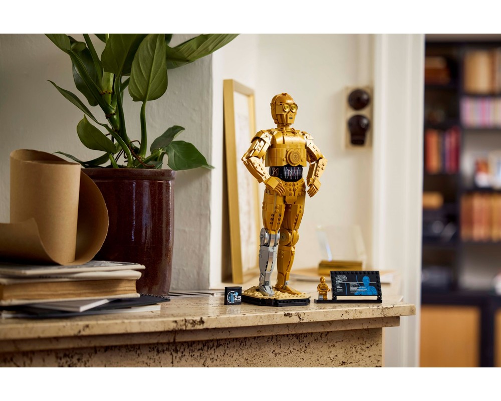 LEGO Set 75398-1 C-3PO (2024 Star Wars) | Rebrickable - Build with LEGO