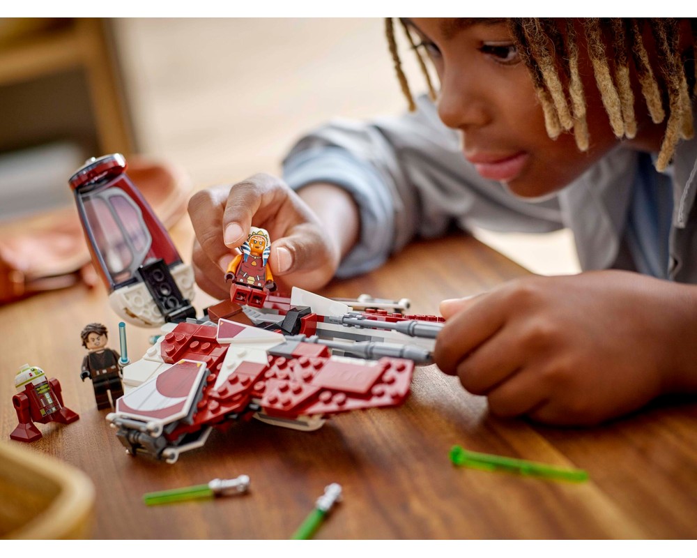 LEGO Set 75401-1 Ahsoka's Jedi Interceptor (2025 Star Wars ...