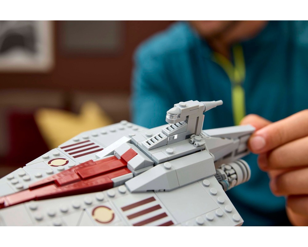 LEGO Set 75404-1 Acclamator-Class Assault Ship (2025 Star Wars ...