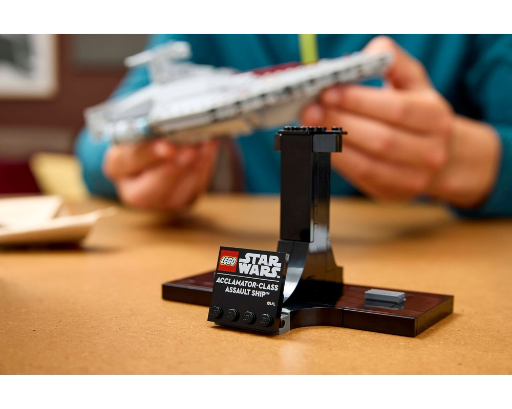 LEGO Set 75404-1 Acclamator-Class Assault Ship (2025 Star Wars ...
