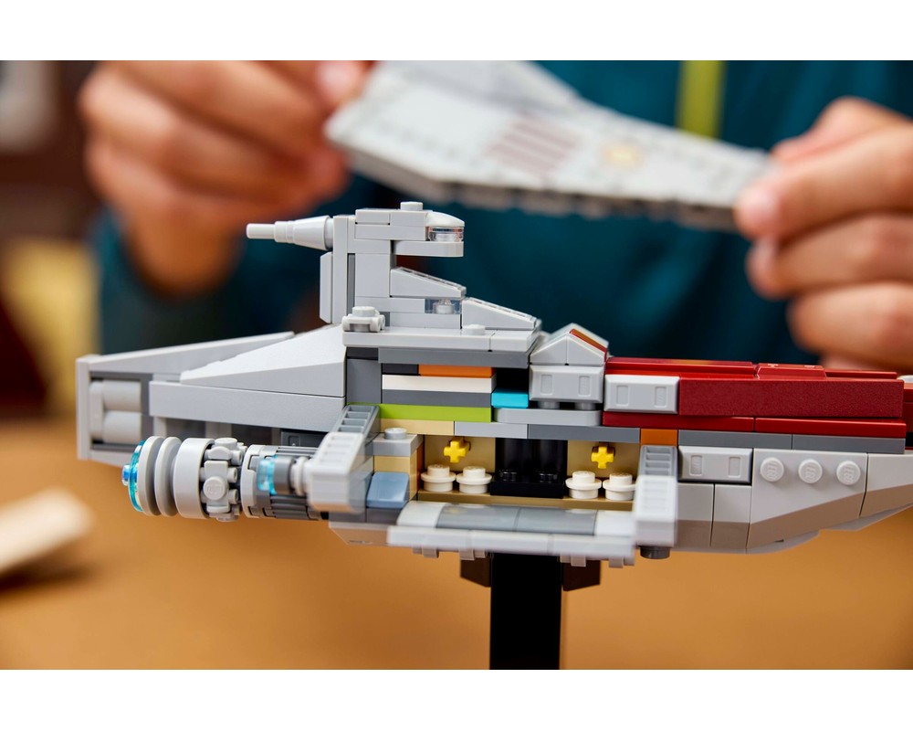 LEGO Set 75404-1 Acclamator-Class Assault Ship (2025 Star Wars ...