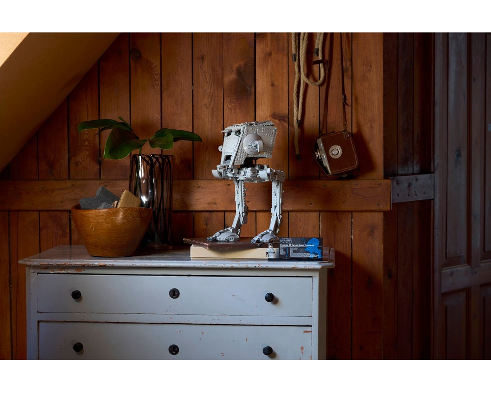 LEGO Set 75417-1 AT-ST Walker (2025 Star Wars > Ultimate Collector ...