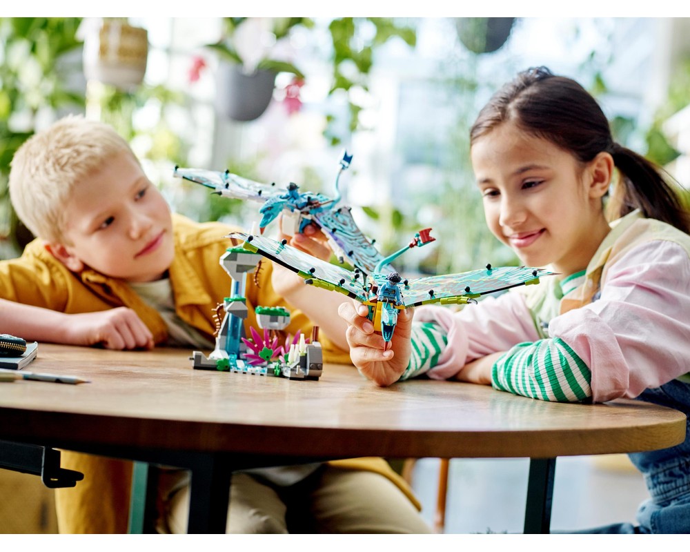 LEGO Set 75572-1 Jake & Neytiri's First Banshee Flight (2022 Avatar ...
