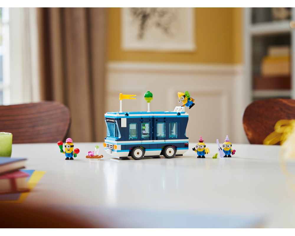 LEGO Set 75581-1 Minions' Music Party Bus (2024 Despicable Me 4 ...