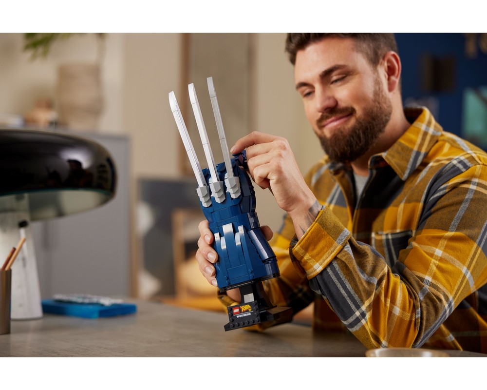 LEGO Set 76250-1 Wolverine's Adamantium Claws (2023 Super Heroes Marvel ...