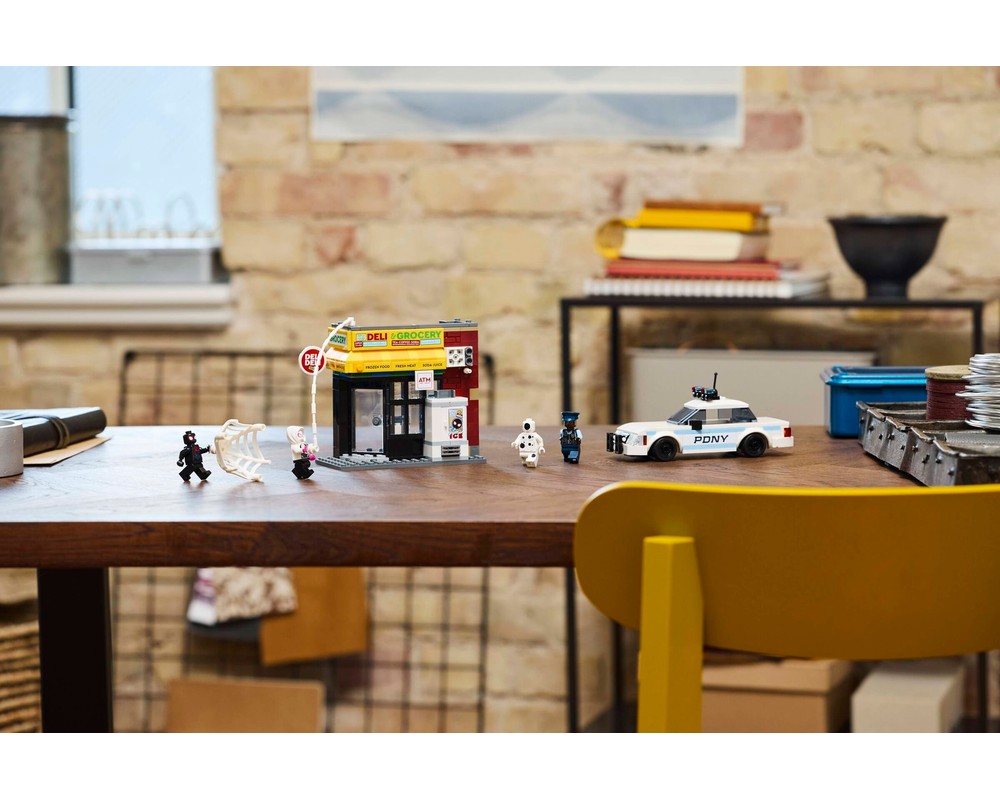 LEGO Set 76311-1 Miles Morales vs. the Spot (2025 Super Heroes Marvel ...