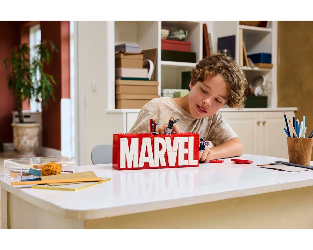 LEGO Set 76313-1 MARVEL Logo (2025 Super Heroes Marvel) | Rebrickable ...