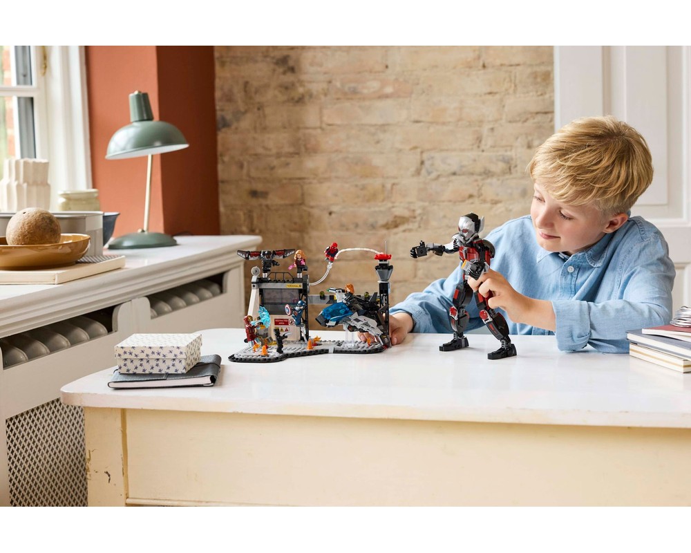 LEGO Set 76314-1 Captain America: Civil War Battle (2025 Super Heroes ...