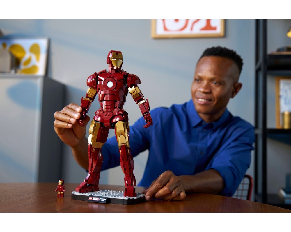 LEGO Set 76344-1 Iron Man Mark 3 Collectors' Edition (2026 Super Heroes ...
