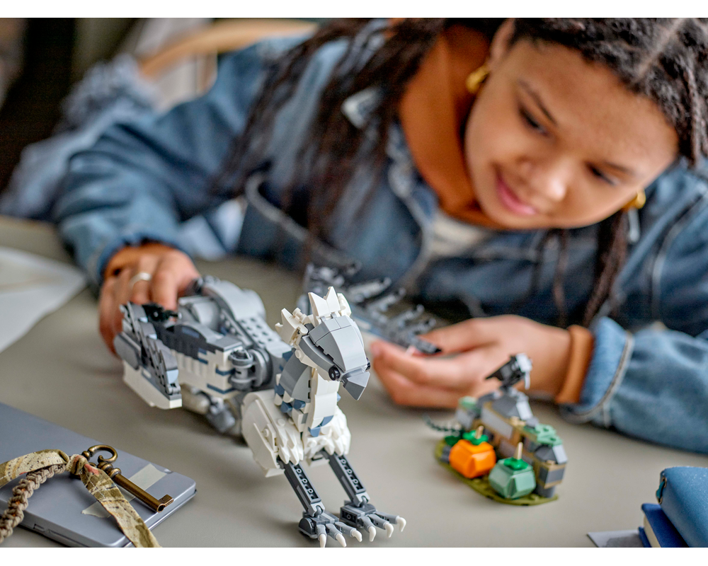 LEGO Set 76427-1 Buckbeak (2024 Harry Potter) | Rebrickable - Build ...