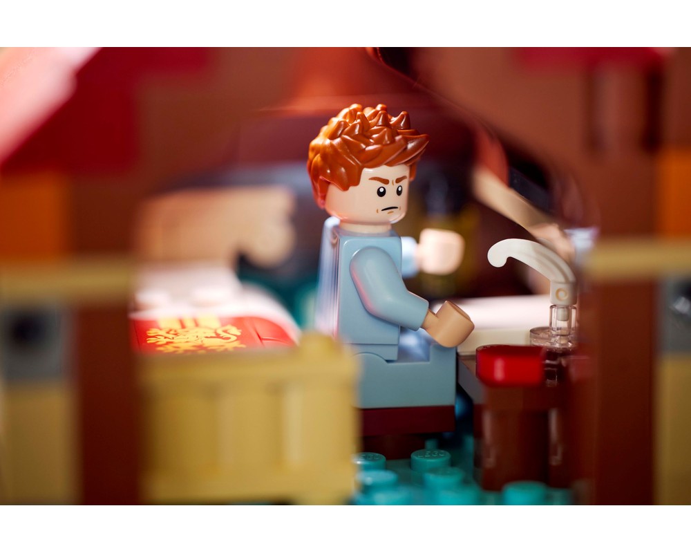 LEGO Set 76437-1 The Burrow – Collectors' Edition (2024 Harry Potter ...