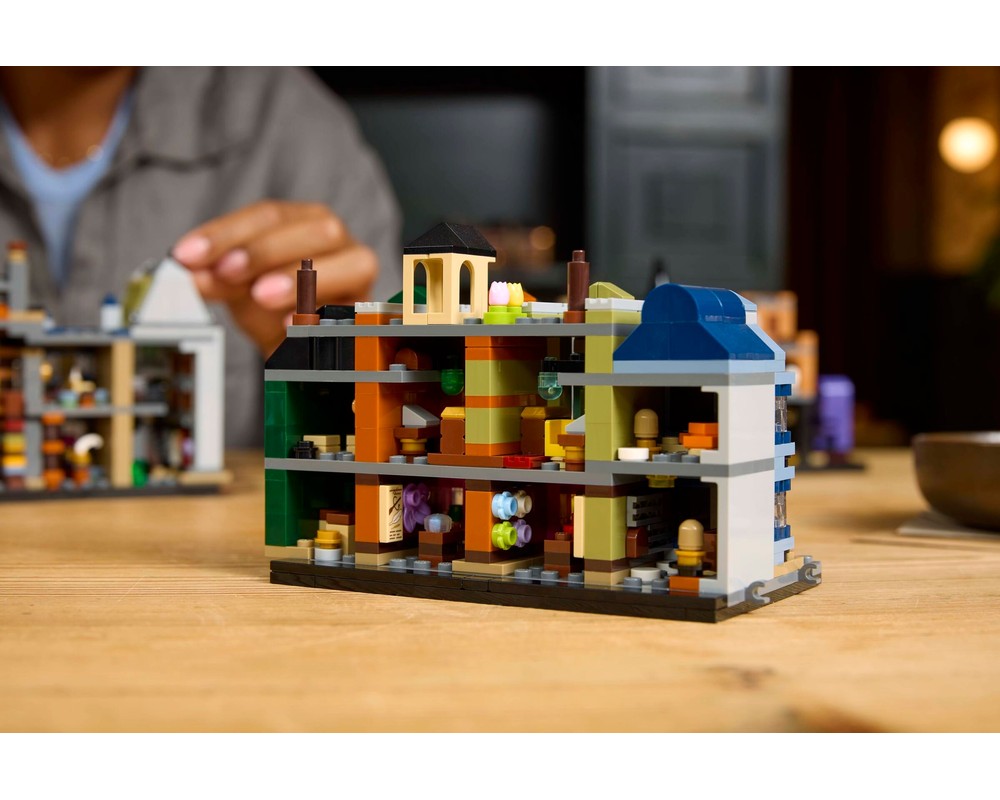 LEGO Set 76444-1 Diagon Alley Wizarding Shops (2025 Harry Potter ...