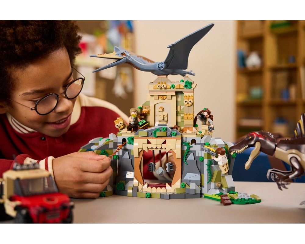 LEGO Set 76976-1 Spinosaurus & Quetzalcoatlus Air Mission (2025 ...