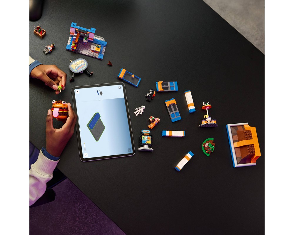 LEGO Set 77076-1 Durrr Burger Restaurant (2025 Fortnite) | Rebrickable ...