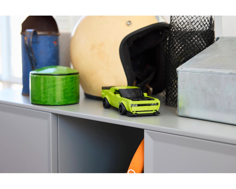 LEGO Set 77237-1 Dodge Challenger SRT Hellcat Sports Car (2025 Speed ...