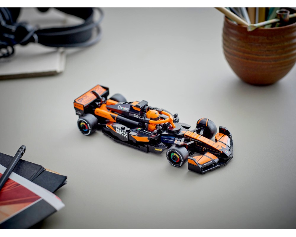 LEGO Set 77251-1 McLaren F1 Team MCL38 Race Car (2025 Speed Champions ...