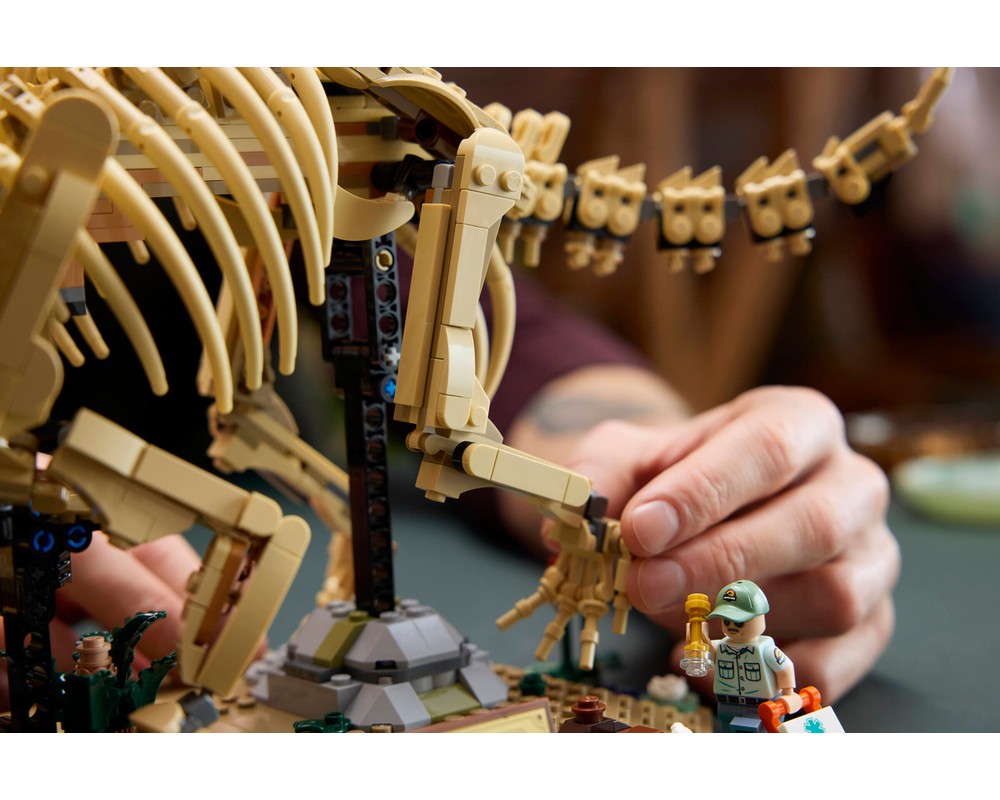LEGO Set 77985-1 Dinosaur Fossils: Triceratops (2026 Jurassic World ...