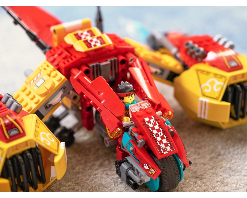 LEGO Set 80008-1 Monkie Kid's Cloud Jet (2020 Monkie Kid) | Rebrickable ...