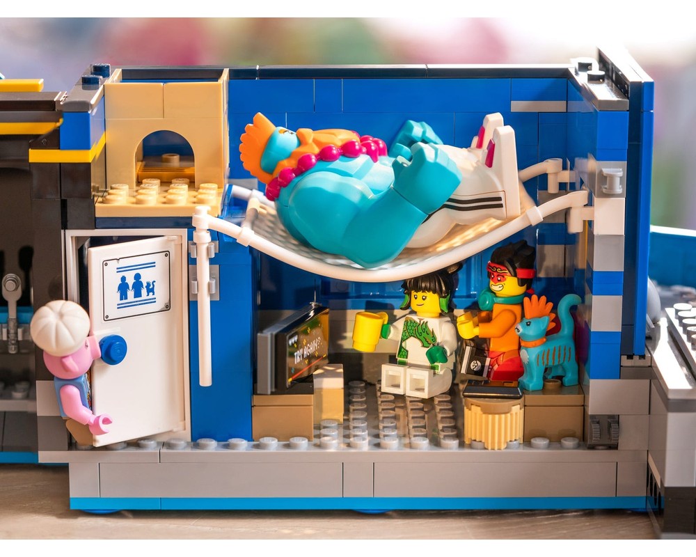 LEGO Set 80013-1 Monkie Kid's Team Secret HQ (2020 Monkie Kid ...