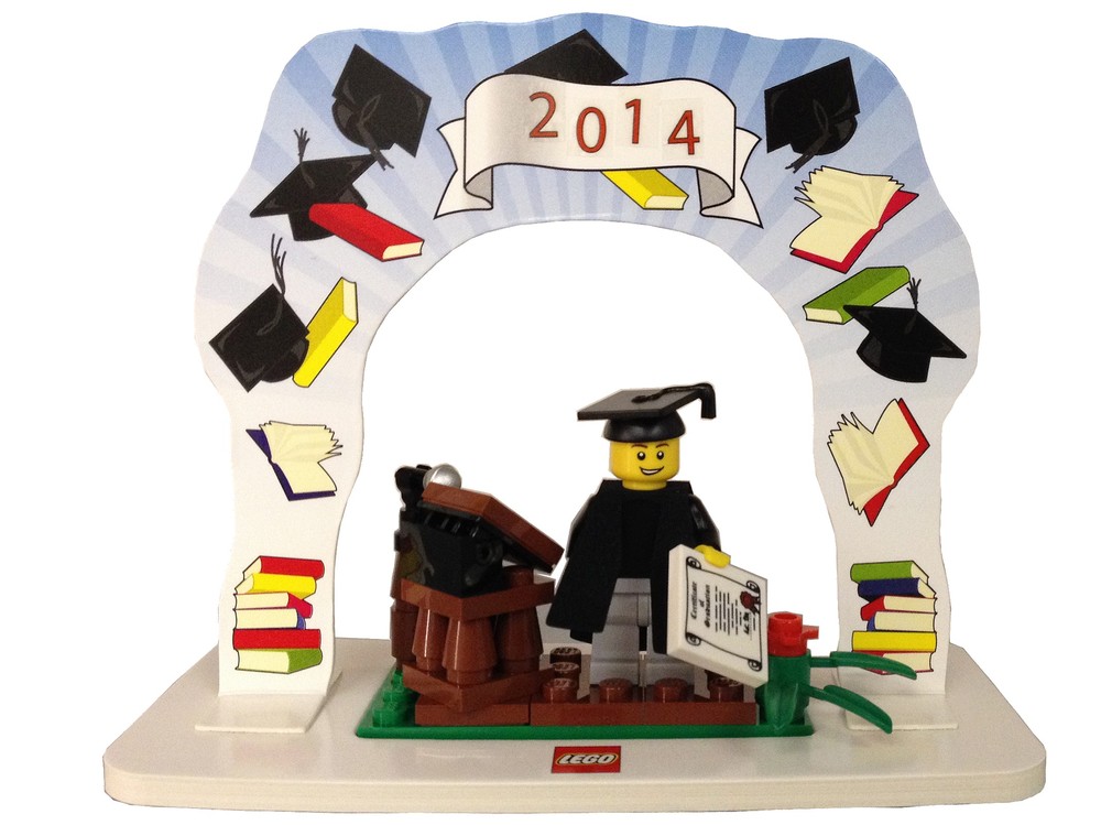 LEGO Set 850935-1 Classic Minifigure Graduation Set (2014 Gear ...