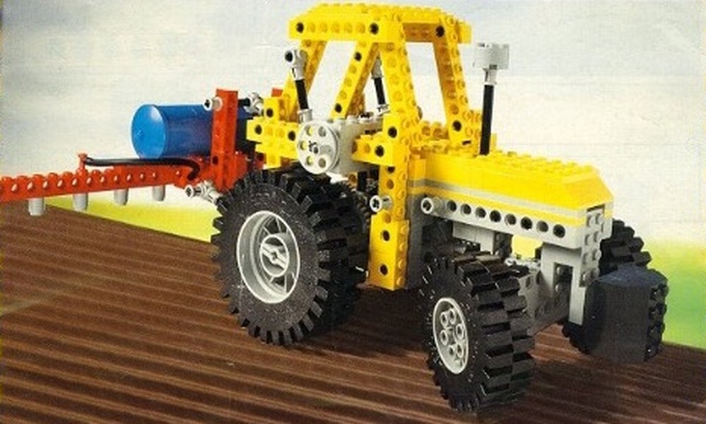 LEGO 8849-1 Tractor (1986 Technic > Model > Farm) | Rebrickable - Build ...