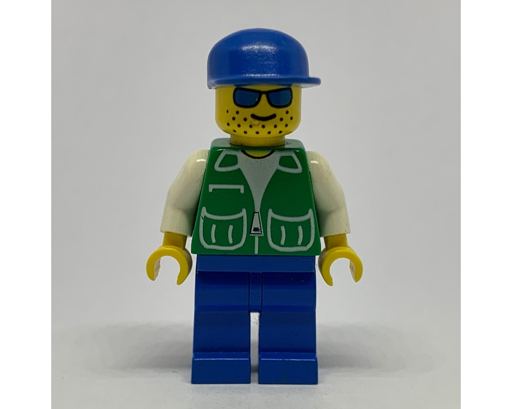 LEGO Set fig-000728 Man, Green Jacket, Blue Legs, Blue Cap, Blue ...