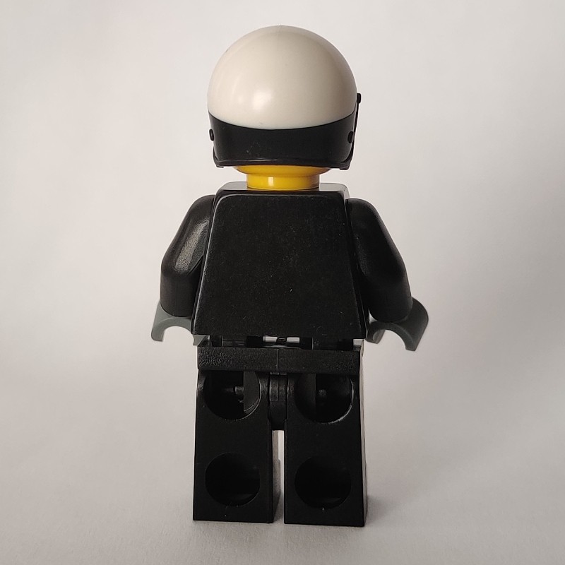 LEGO Set fig-001140 Scribble-Face Bad Cop (CMF) | Rebrickable - Build ...