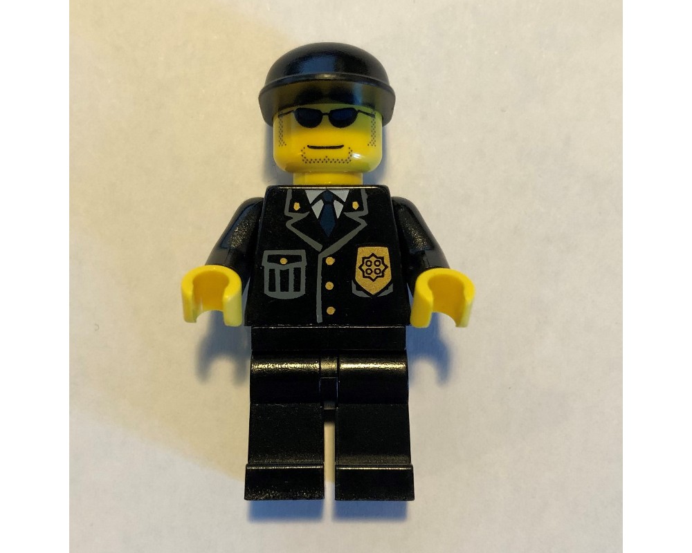 LEGO Set fig-001202 Policeman, Black Suit with Badge, Black Cap ...
