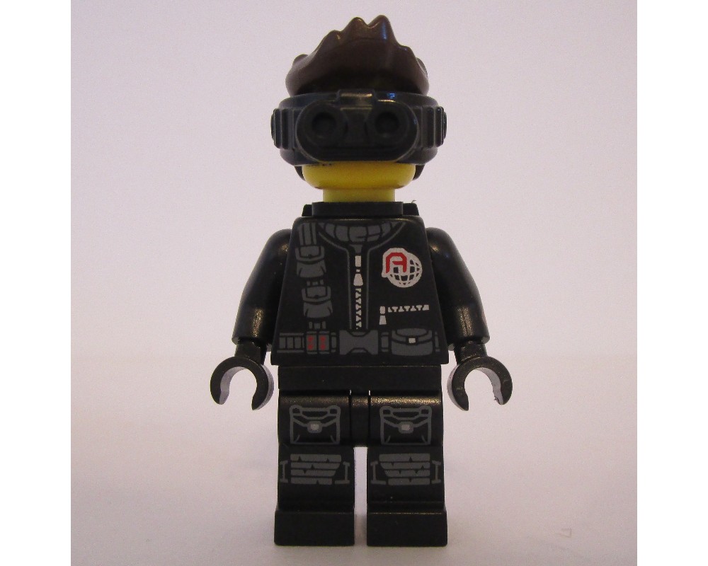 LEGO Set fig-001270 Spy (CMF) (2016 Collectible Minifigures ...