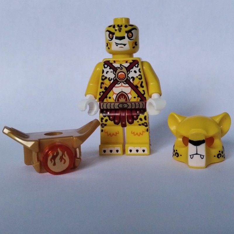 LEGO Set fig-001418 Lundor with Shoulder Armor and Fire Chi ...