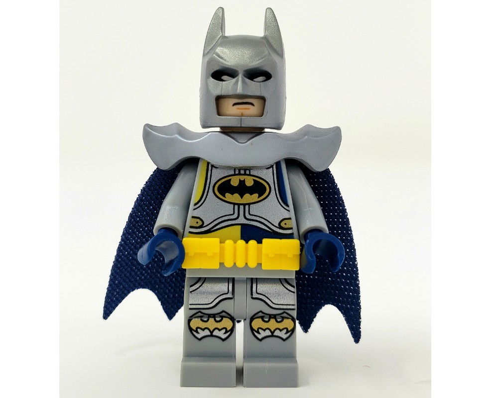 LEGO Set fig-001625 Batman, Light Bluish Gray Suit, Dark Blue Cape ...