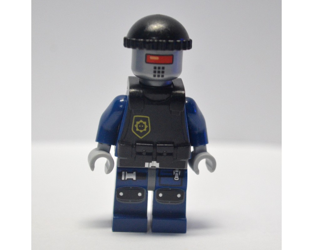 LEGO Set fig-002192 Robot Police, Hat, Armor | Rebrickable - Build with ...