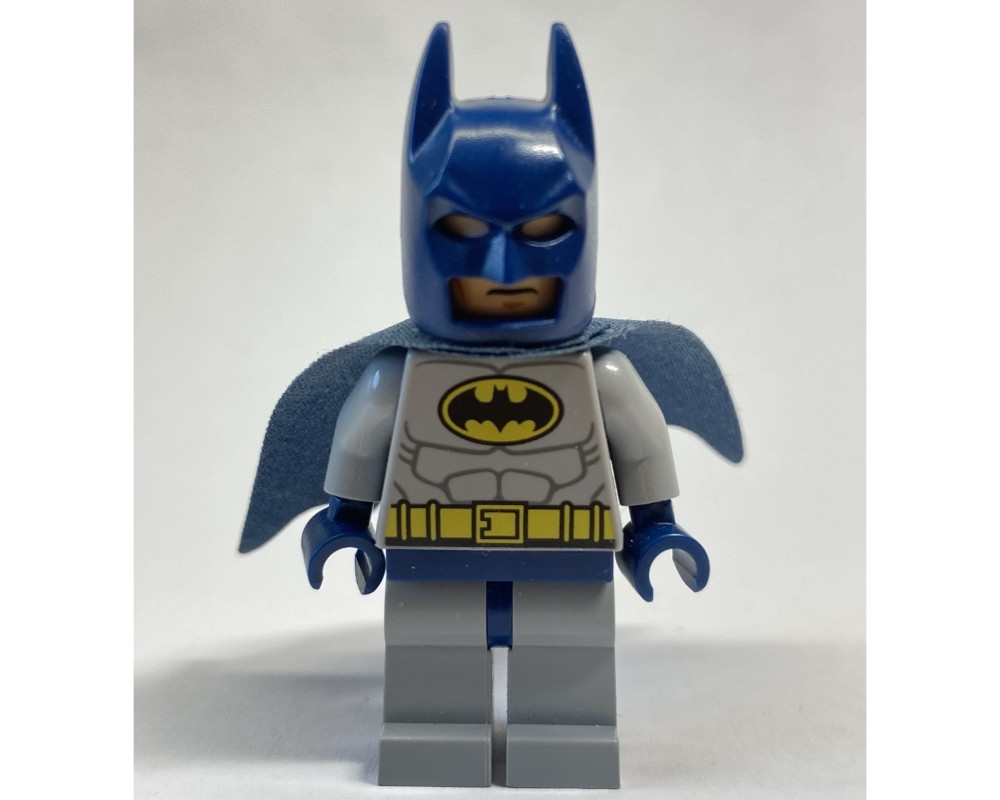 LEGO Set fig-002214 Batman, Light Bluish Gray Suit, Dark Blue Cape and ...