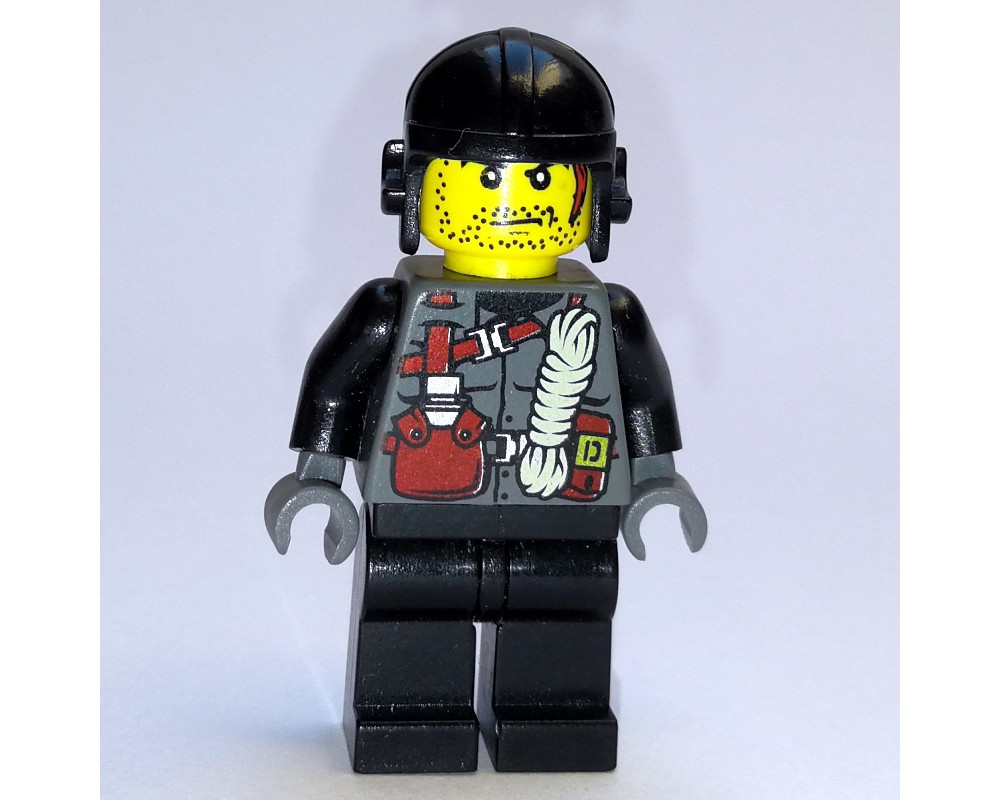 LEGO Set fig-003457 Digger with Rope Bundle | Rebrickable - Build with LEGO