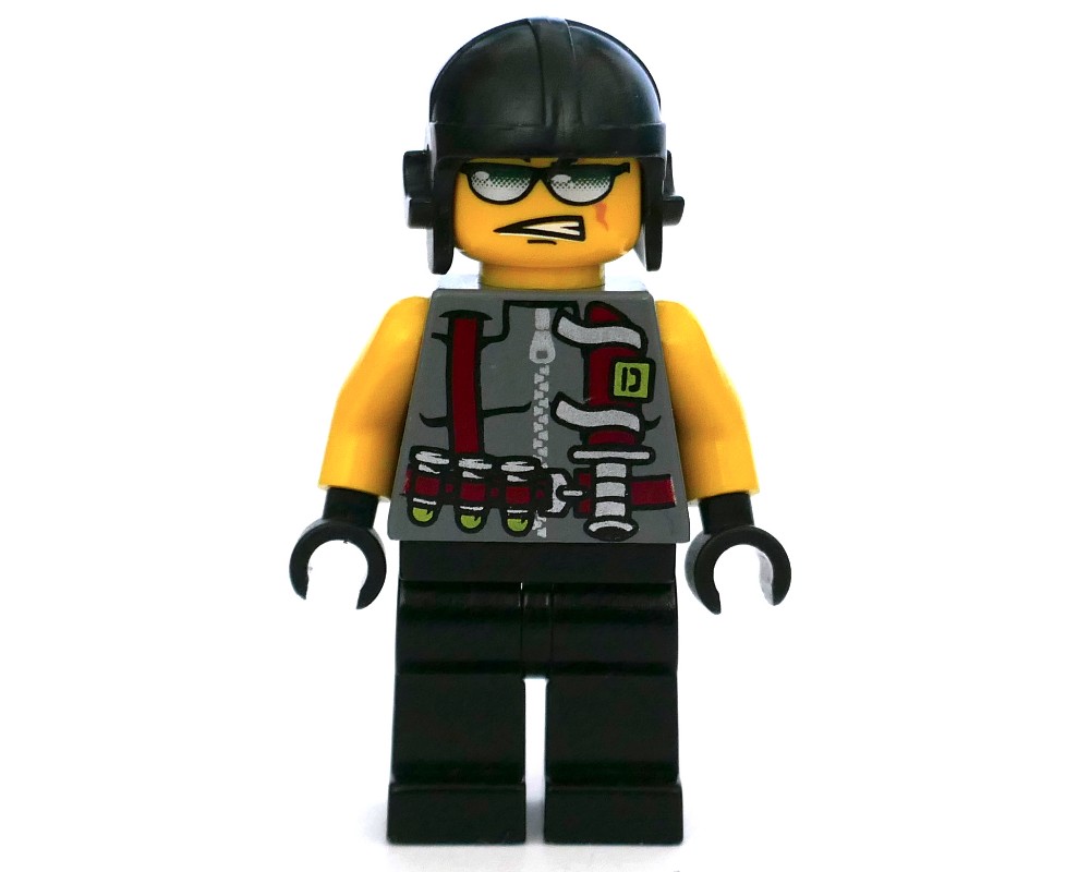 LEGO Set fig-003460 Viper with Knife on Vest | Rebrickable - Build with ...