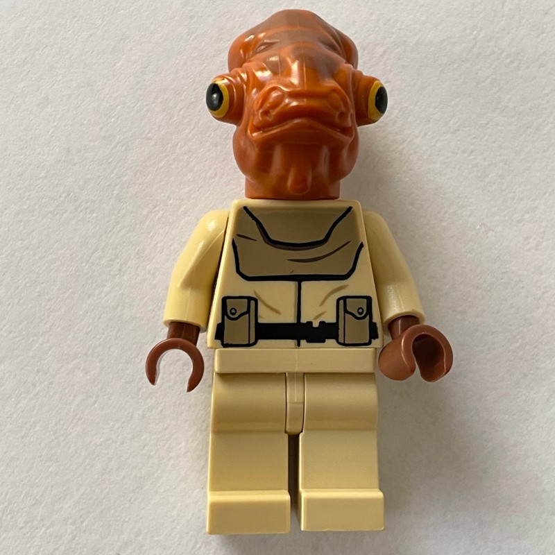 LEGO Set fig-003716 Mon Calamari Officer | Rebrickable - Build with LEGO
