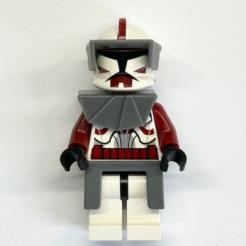 LEGO Set fig-003730 Clone Commander Fox - Hollow LBG Circle ...