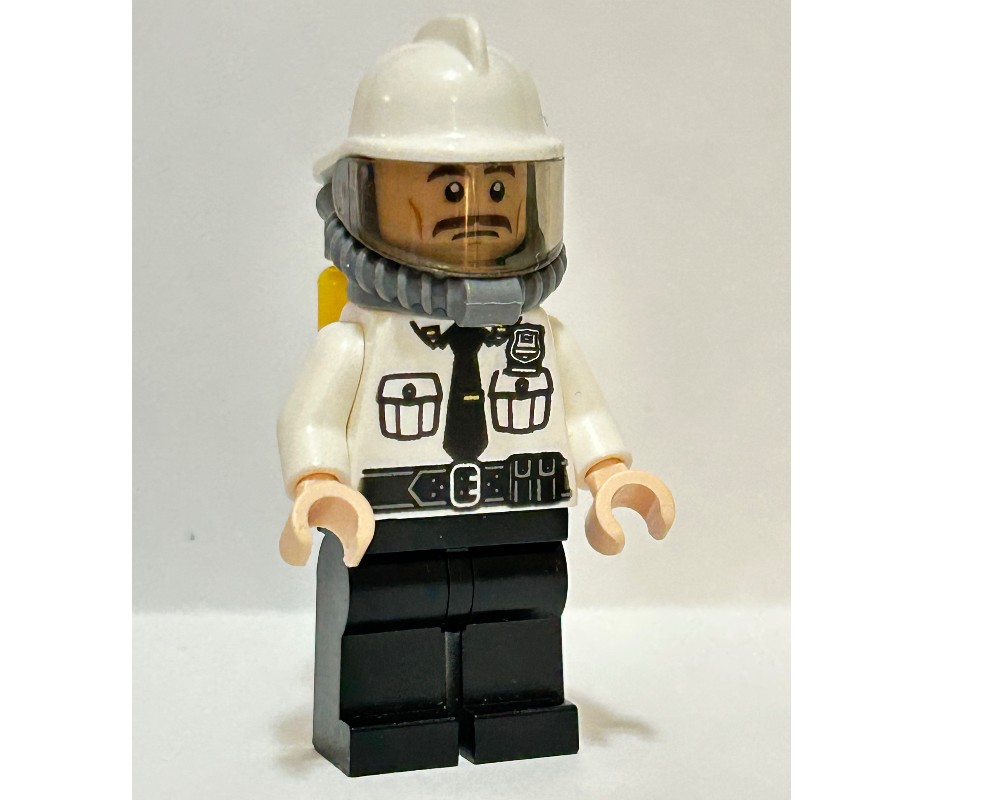 LEGO Set fig-004635 Security Guard with Helmet, Visor, and Air Tanks ...