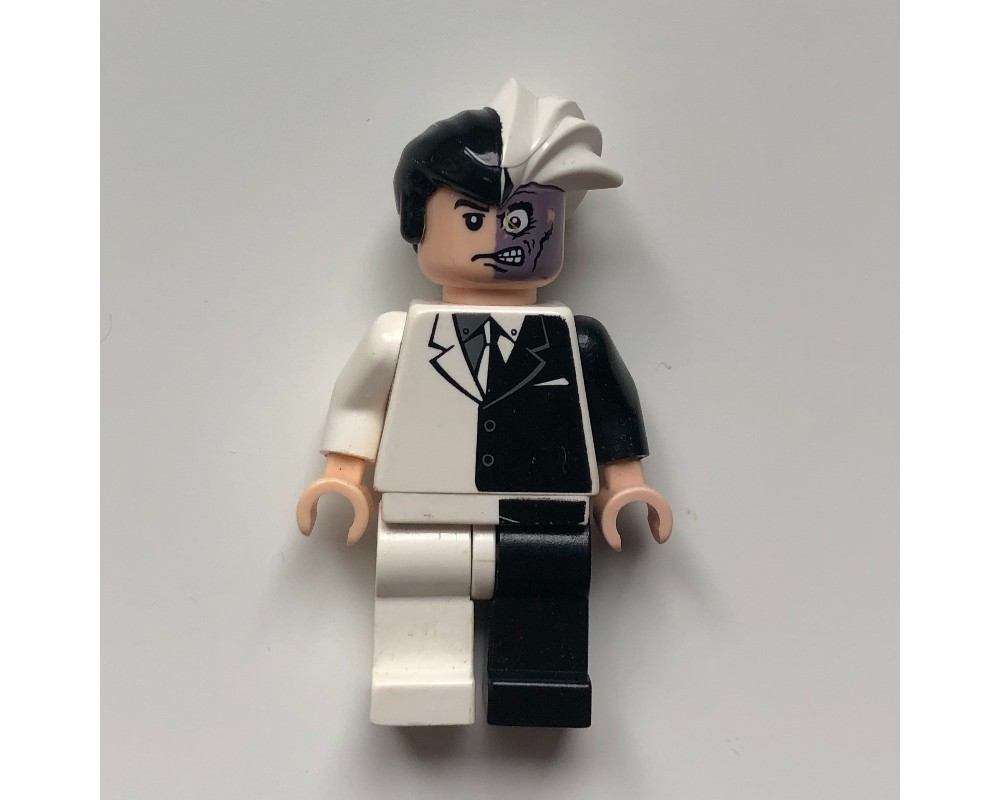 LEGO Set fig-004981 Two-Face in Black and White Outfit | Rebrickable ...